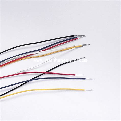 고속 와이어 커팅 스트리핑 기계 Yh 950 Yuanhan