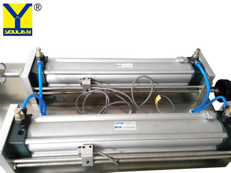 G2wgd1000 Piston Filling Machine For Peanuts Paste Filling Machine And Packing Machine