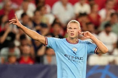 Таткото на Холанд Ерлинг няма да се задържа дълго в Сити