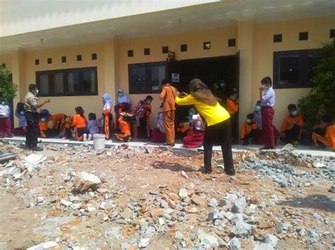 Earthquake Disaster Simulation Download Scientific Diagram