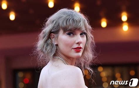 테일러 스위프트까지 딥페이크 음란 이미지…백악관도 화들짝