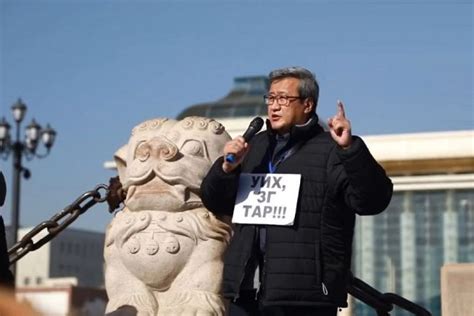 Ч Мөнхбаярт холбогдох хэргийг Дээд шүүх хянан үзэхээр болов