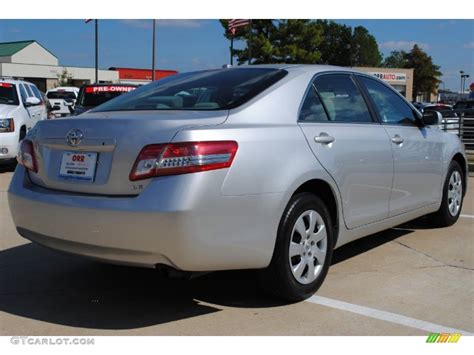 2011 Classic Silver Metallic Toyota Camry Le 55365307 Photo 5
