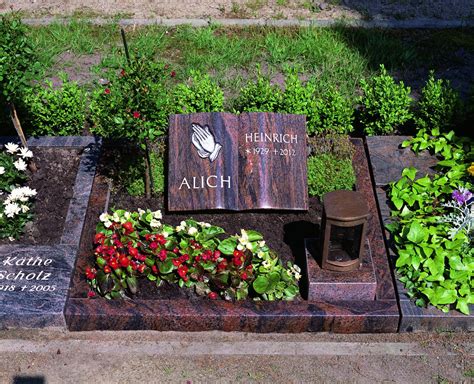 Alich Budde Grabmale