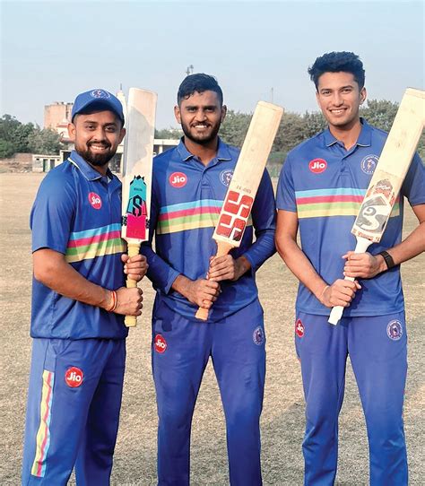 Urvil Continues His Explosive Form Ahmedabad Mirror Newspaper Read This Story On