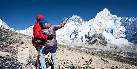 Snow Leopard In Nepal Facts Location Spotting Season Trek