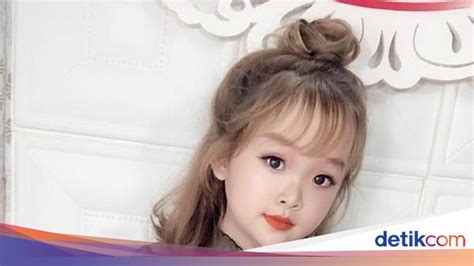 Sering Dikira Murid Sd Gadis Cantik Berusia 19 Tahun Ini Viral