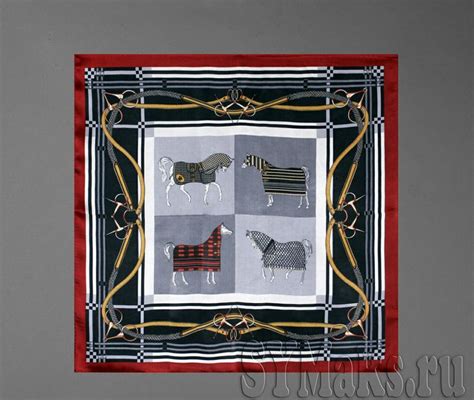 Маленький шелковый платок-каре от Hermes