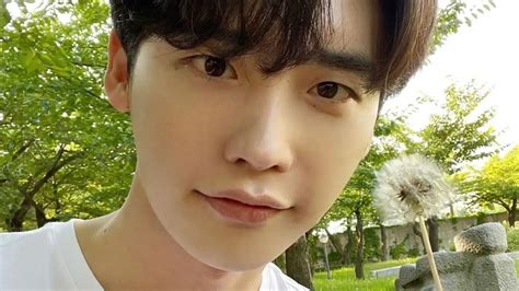 Lee Jong Suk Opens Up About Iu When She Tells Me ‘youve Become A Lot