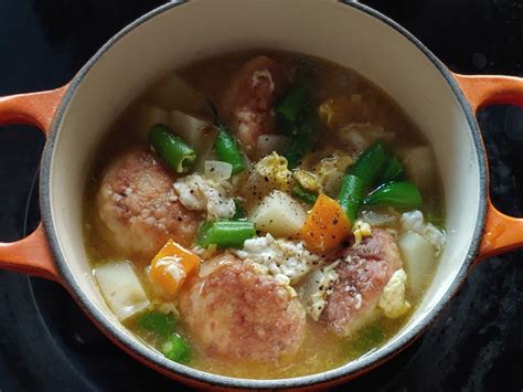 치킨미트볼수프 이탈리안 웨딩수프 Italian Wedding Soup With Chicken Meat Ball 닭고기 완자 수프