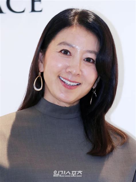 김희애 유퀴즈 출격 4월 방송 예정 공식 네이트 연예