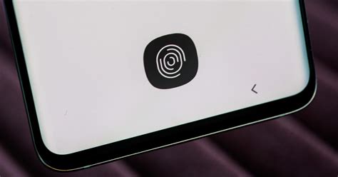 Apple Is Working On An In Display Fingerprint Sensor For Iphones Report Says Cnet