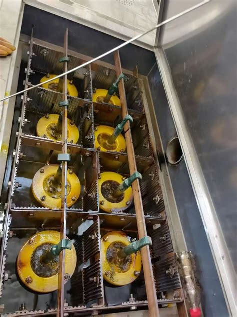 Trivalent Chromium Electrolyzer Reduces Trivalent Chromium Content And Removes Impurity Ions