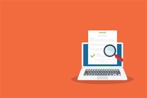 랩톱 컴퓨터 계약 검토 분석 계약 검사 규정 준수 확인에 대한 온라인 디지털 문서 검사 또는 평가 평가 0명에 대한 스톡 벡터 아트 및 기타 이미지 Istock