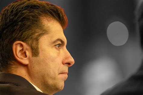 БУМЕРАНГ Вижте как Кирил Петков лично прокле собствената си коалиция ВИДЕО Информационна