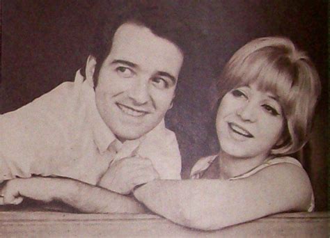 Hoy Es El Cumpleaños De Violeta Rivas