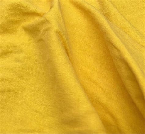 Tissu Lin 100 Jaune Generaldiff Tissus Et Dentelles Haute Couture