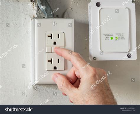 48 Ground Fault Circuit Interrupter Outlets Images Stock Photos Vectors Shutterstock