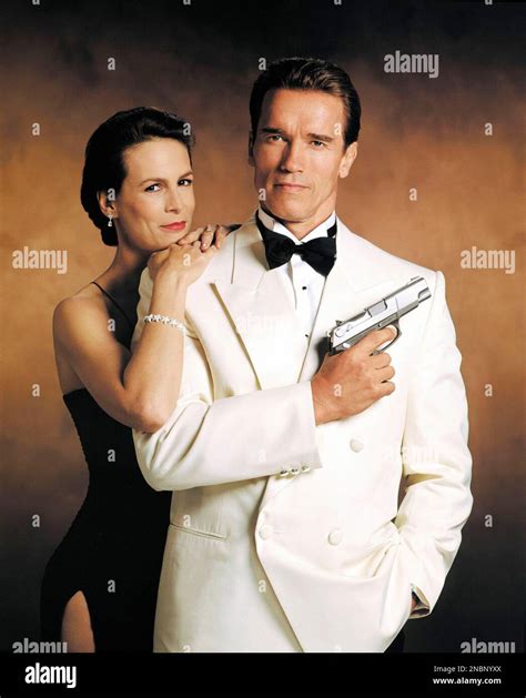 Jamie Lee Curtis And Arnold Schwarzenegger In True Lies 1994