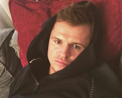 Дмитрий Тарасов назвал футболистов сборной России лохами и лузерами