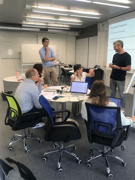 Epfl Valuechains Supplychainmanagement Epfl Executive Education Sustainable Resilient