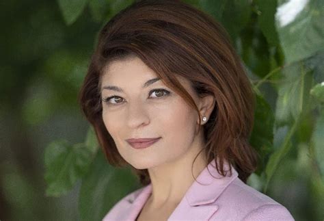 Десислава Атанасова Вратата е ей там Lentata