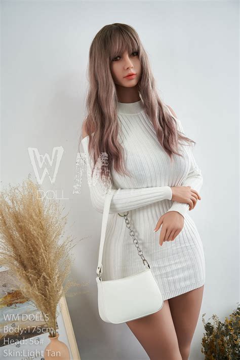 Harriet Tall And Curvy Sex Doll Silicon Wives