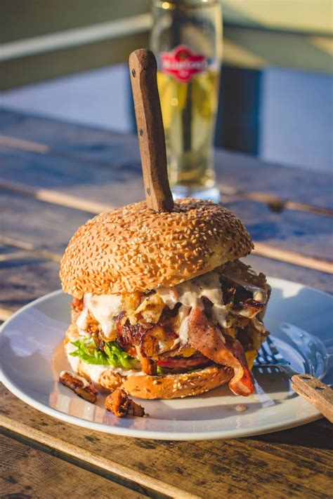 12 International Ways To Dress Up Your Hamburger Newsgutter