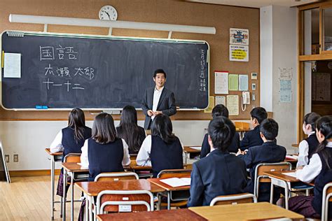 4800点を超える小学校 先生 日本のストックフォト、写真、そしてロイヤリティフリーの画像 Istock