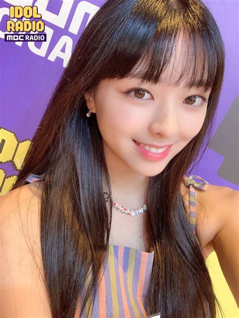 Itzyユナ チャールズニュースとユーモア