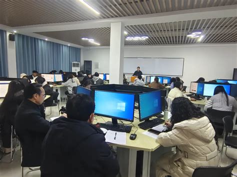 贵州铜仁数据职业学院 首页