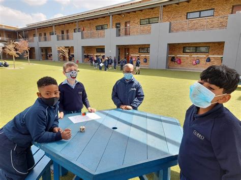 Curro Edenvale Curro Edenvale Grade 1s Learning Through