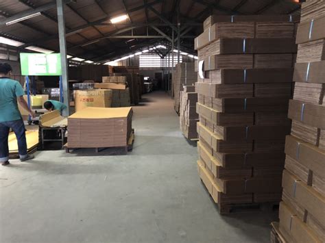 โรงงานผลิตกล่องกระดาษลูกฟูกใส่อาหารและผลไม้ มีนบุรี ร่มเกล้า