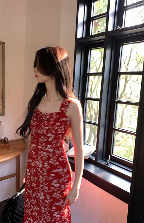 블롱뮤 레드 플라워 스퀘어 원피스 스퀘어 넥 슬리브리스 나시 민 소매 하이 웨스트 허리 강조 몸매 보정 A 라인 슬립 슬림