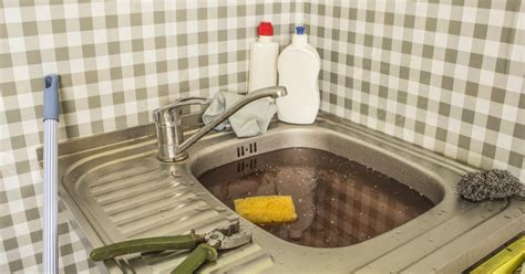Clear Grease Clogged Kitchen Sink Things In The Kitchen