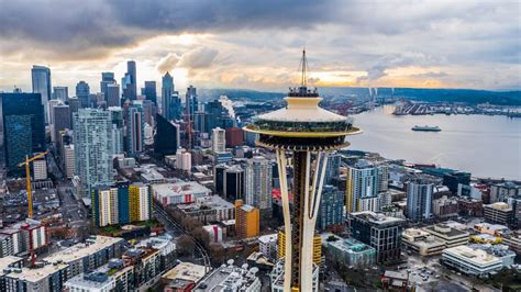 11 Famous Seattle Landmarks That Every Tourist Must See At Least Once