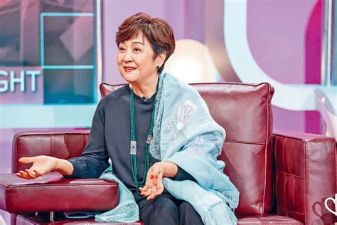 甄珍母子传失联神隐一年首露面状态曝光 与姜大卫徐小凤现身生日派对 Nestia