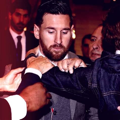 Leo Messi 에 있는 Carlita Lincecum님의 핀