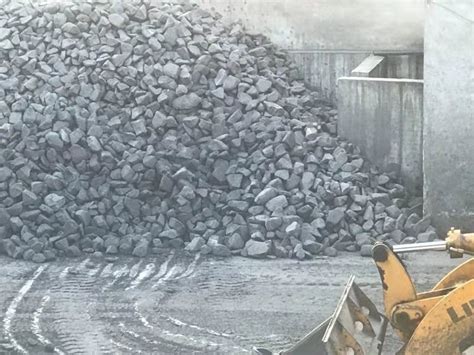 Graphite Block Carbon Anode Scrap Anode Butts For Casting Furnaces