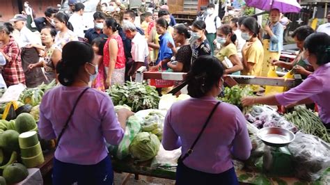 မွန်ပြည်နယ်ဝန်ကြီးချုပ် ဦးဇော်လင်းထွန်း အခြေခံစားကုန်နှင့် ဟင်းသီးဟင်းရွက်များအား ဈေးနှုန်းသက