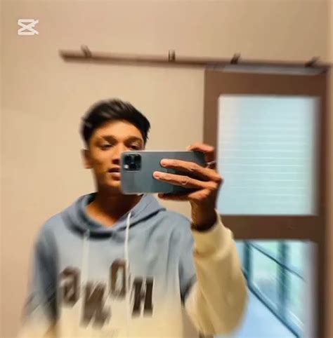 මේයාට ආදරේ අය කෝ බලන්න ️ ️ ️ Congratulations Chamod Ayye🎉🎉🎉🎉 Youtube