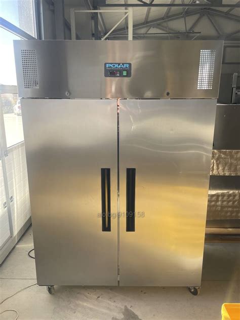 Хладилен шкаф двоен Polar Хладилник Polar Хладилници Фризери Карлово Двоен хладилен ш