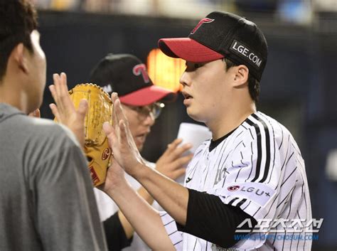 7이닝 10k 무실점 완봉가나 81구 교체 미스터리의 결말 사실 장염에 걸려서 잠실 히어로