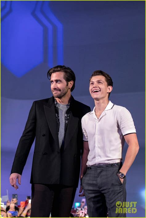 Jake Gyllenhaal Shares Throwback Photo In Honor Of Bff Tom Hollands Birthday Photo 4563073