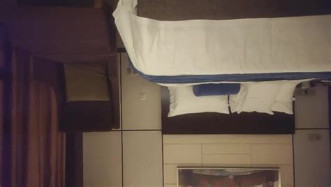 【胖子传媒工作室】美容院工作良家少妇，搞舒服了再来一炮，大长腿高跟鞋骑乘打桩 播放 三级私房