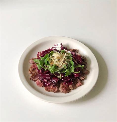 비프샐러드와 맥주 무더위에 시원한 요리