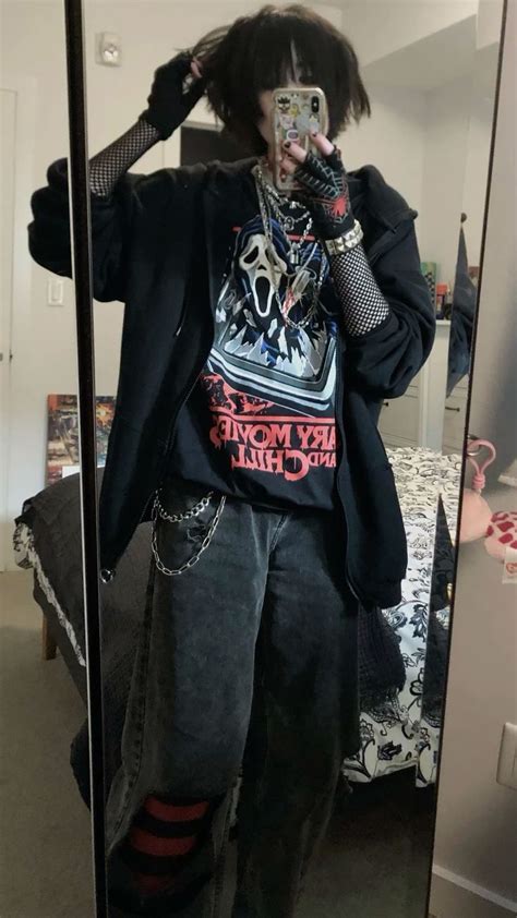 Edgy Baggy Gothic And Punk Outfits For Men Baggy Punk Outfits Men