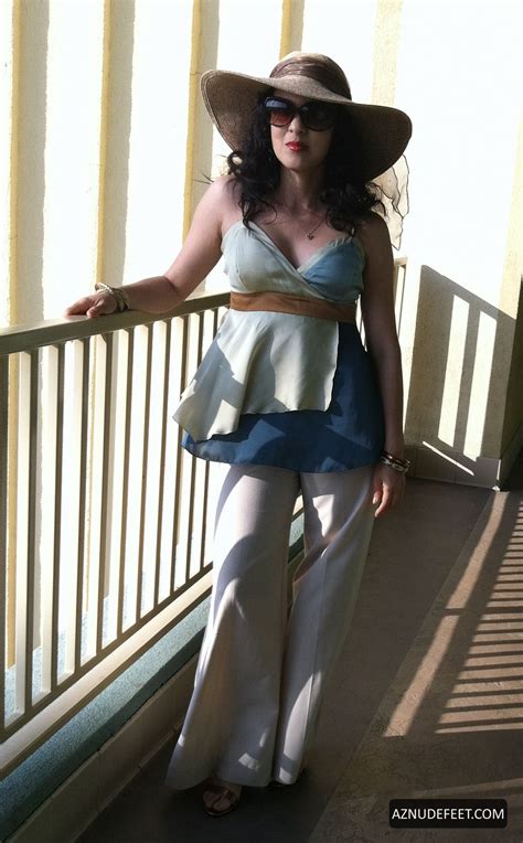 Jackie Di Crystal Feet Aznudefeet