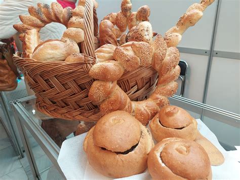 Правителството предлага удължаване на нулевата ДДС ставка за хляба и 9 за ресторанти