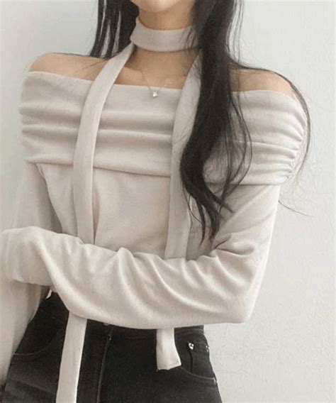 3color 여리 오프숄더 셔링 초커 머플러 세트 티셔츠 에이블리